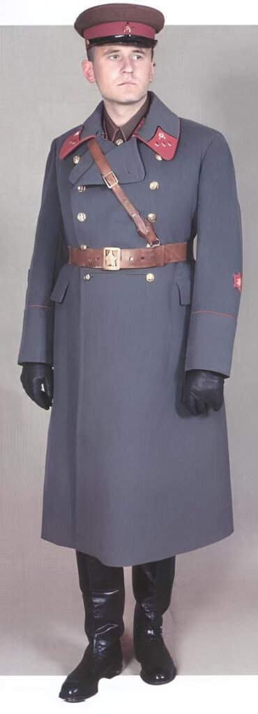 Soviet WW2 uniforms 1941-1943 – Red Army, Navy and Aviation Guide