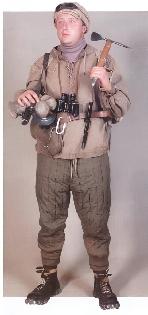 Soviet WW2 uniforms 1941-1943 – Red Army, Navy and Aviation Guide
